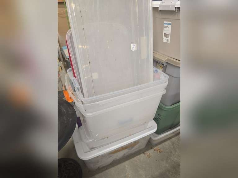Assorted totes - Northern Kentucky Auction, LLC