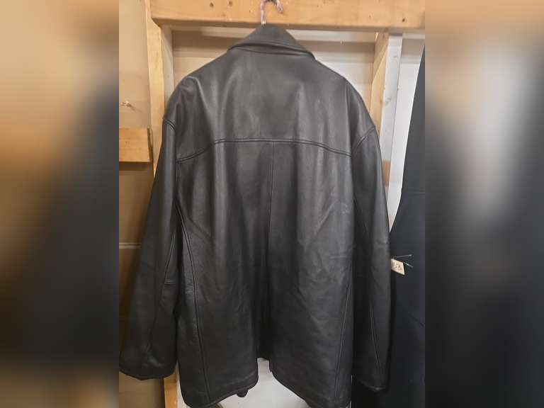 J. Ferrar black leather coat, size 3xl, nice coat - Northern Kentucky ...