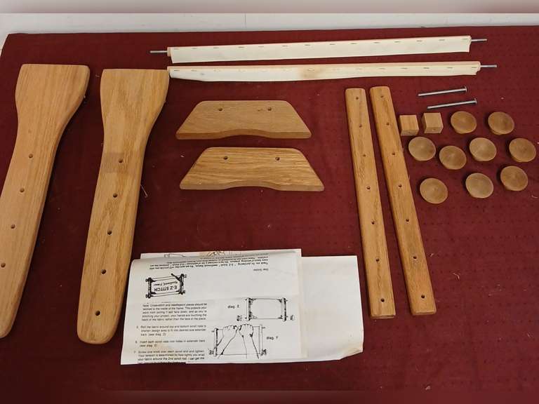 Oak Lap Frame and Pro Series Tripod - Northern Kentucky Auction, LLC