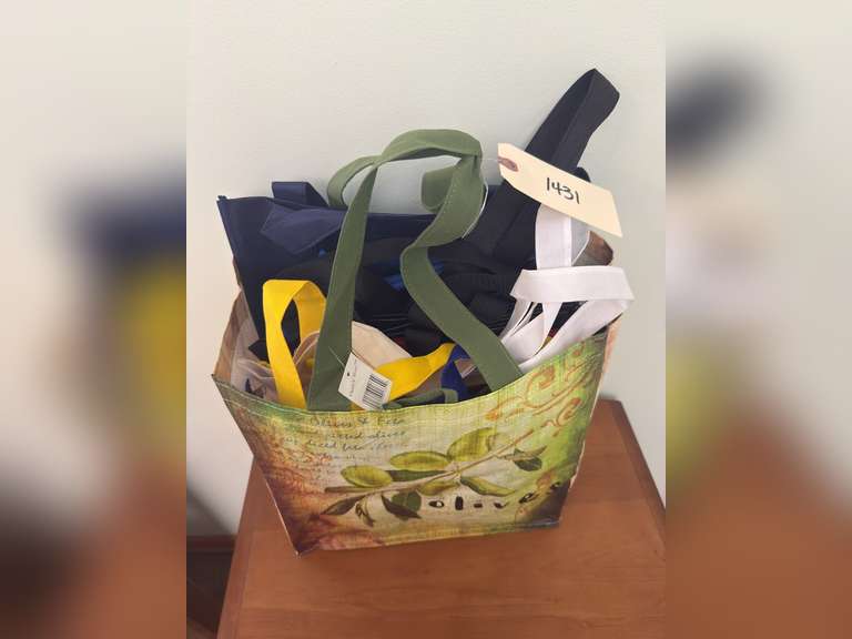 Bag full of bags - Northern Kentucky Auction, LLC