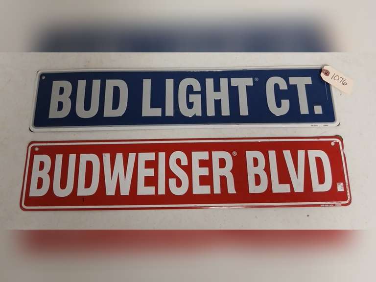 Bud Light and Budweiser Signs - Northern Kentucky Auction, LLC