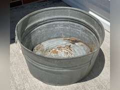 Number 2 galvanized tub - Northern Kentucky Auction, LLC