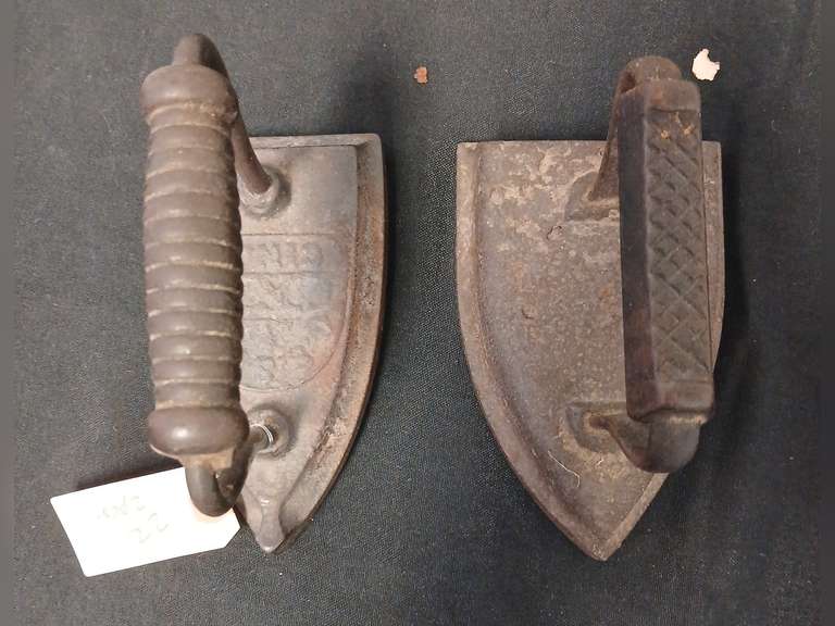 2 Antique cast iron sad irons - Northern Kentucky Auction, LLC