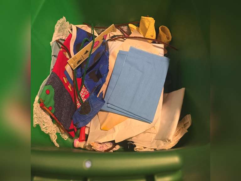 Tote of fabric, patterns, etc - Northern Kentucky Auction, LLC