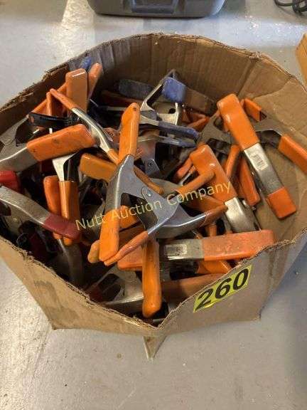 Large clamps - Nutt Auction