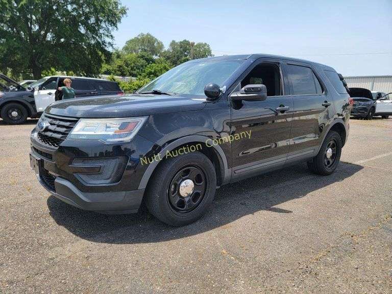 2018 Ford Explorer Police Interceptor, AWD - Nutt Auction