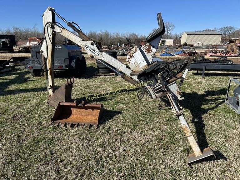 Long Backhoe Attachment Model LBH-10, two buckets, SR 1135 - Nutt Auction