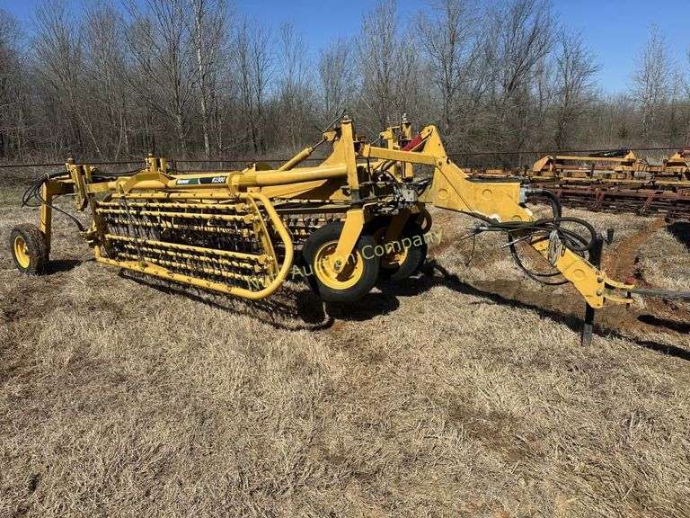 2017 Vermeer R2300 hydraulic hold rake - Nutt Auction