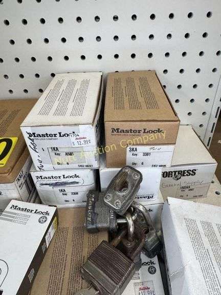 Master Locks (assortment) - Nutt Auction