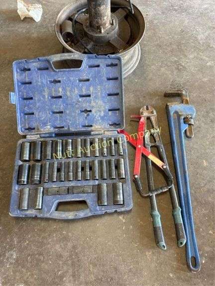 Hand Tools Set with Bolt Cutters, Pipe Wrench, Socket Set, Serial C ...