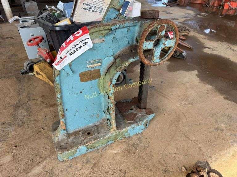 Dake Model 0 Arbor Press, 1/2 Ton Capacity - Nutt Auction