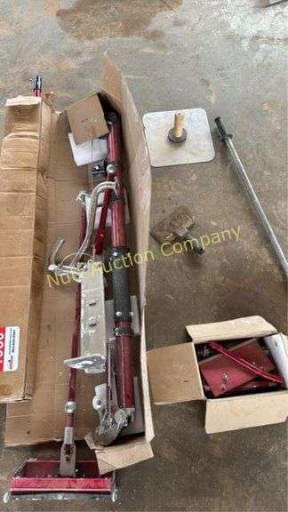 Sheetrock tools - Nutt Auction