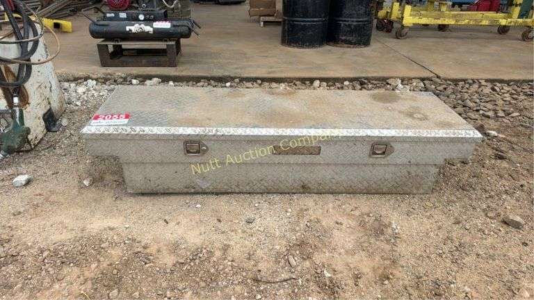 Truck Tool Box, Aluminum, Dual Latch - Nutt Auction