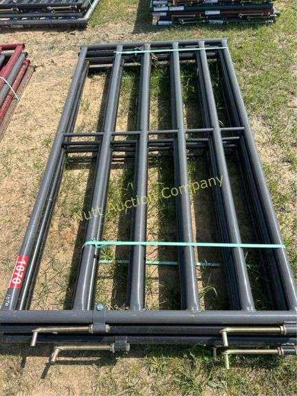 Priefert RG208 Gates - Qty 5 ft, - Nutt Auction