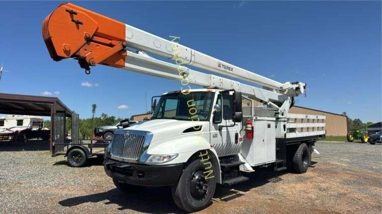 2007 International 4300 DT466 Bucket Truck W/TITLE Terex 70' Extended ...