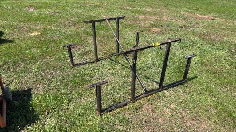 Picnic Table Frame - Nutt Auction