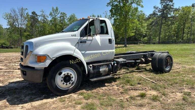 2015 Ford F650 Cab & Chassis XL - W/TITLE 6.7 Diesel Engine, PARK BRAKE ...