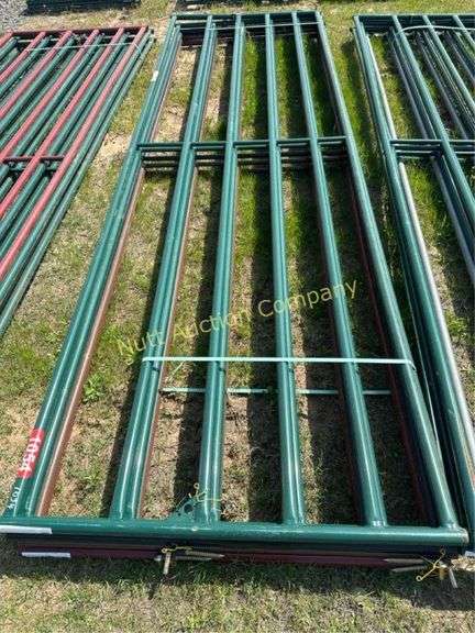 Priefert RG14 Gates - Qty 5 Steel, - Nutt Auction