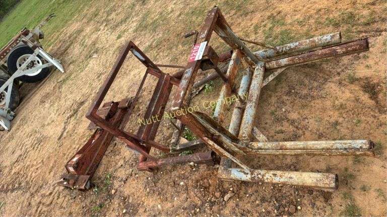Trailer Stands/Transmission Jack - Nutt Auction