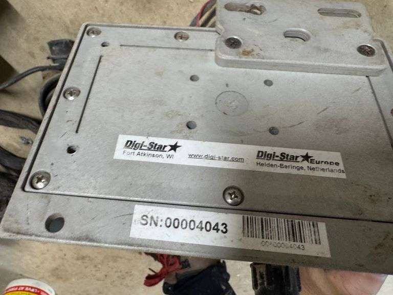 Digistar EZ 4000 scale indicator monitor and Harvest Tech model 464 ...