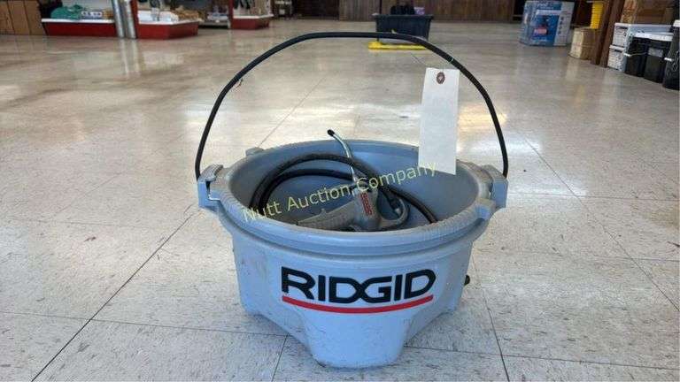 Ridgid 418 All Weather Pipe Threading Oiler Kit - Nutt Auction