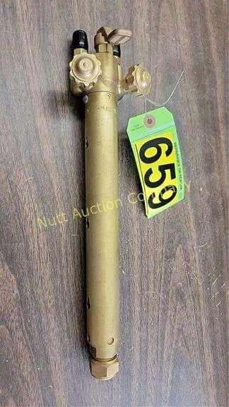 Victor MT210 Cutting Torch, Brass, Serial MS02770, UL STD 12 - Nutt Auction
