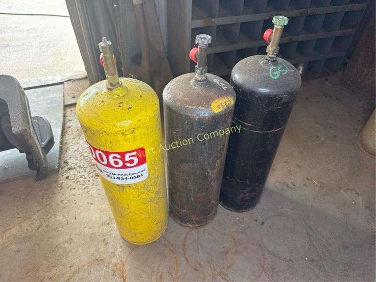 Acetylene Gas Cylinder, Flammable Gas Label - Nutt Auction