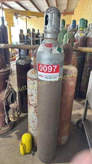 Compressed Gas Cylinder, 25% CO2, 75% Argon, Various Sizes - Nutt Auction