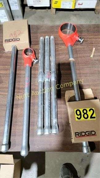 RIDGID Ratchet with Handle, Various Sizes, Qty 3 - Nutt Auction