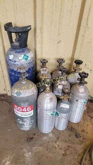 Compressed Gas Cylinders, Steel, Various Capacities - Nutt Auction