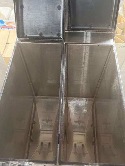 Fetco Stainless Steel Dual Hopper 10 lb. 4-Batch Coffee Grinder - NW ...