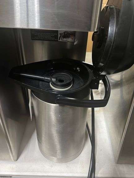 Fetco Extractor Stainless Steel Air-Pot Coffee Brewer w/ (2) Air-Pots ...