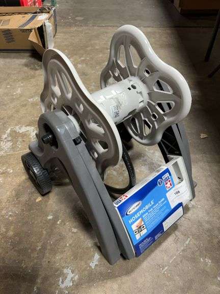 Suncast Hosemobile w/ Slide Trak Hose Guide - NW Asset Services