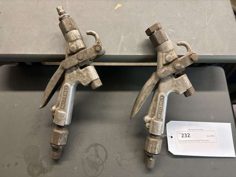 (2) Lincoln Control Valve/ Flow Guns - NW Asset Services