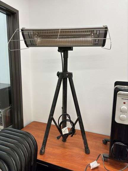 (10) Folding Chair, (2) Pelonis Oil Heaters, Intertek Outdoor Infrared ...
