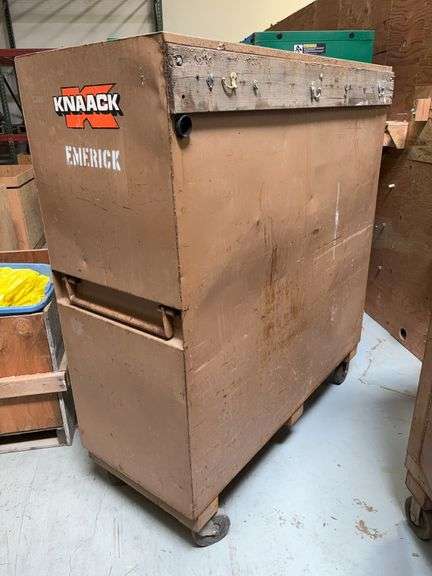 Knaack Job Master 109 Job Box on Casters - 47cu ft. (Unlocked/No Key ...