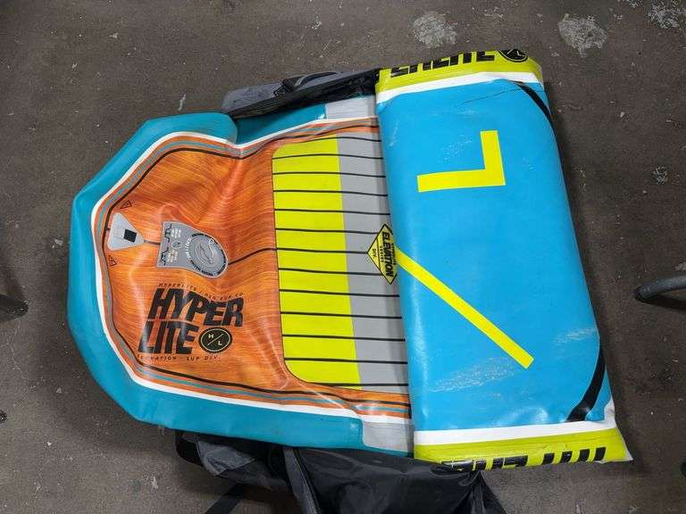 Hyperlite Inflatable Standup Paddleboard w/ Paddle & Backpack Carry ...