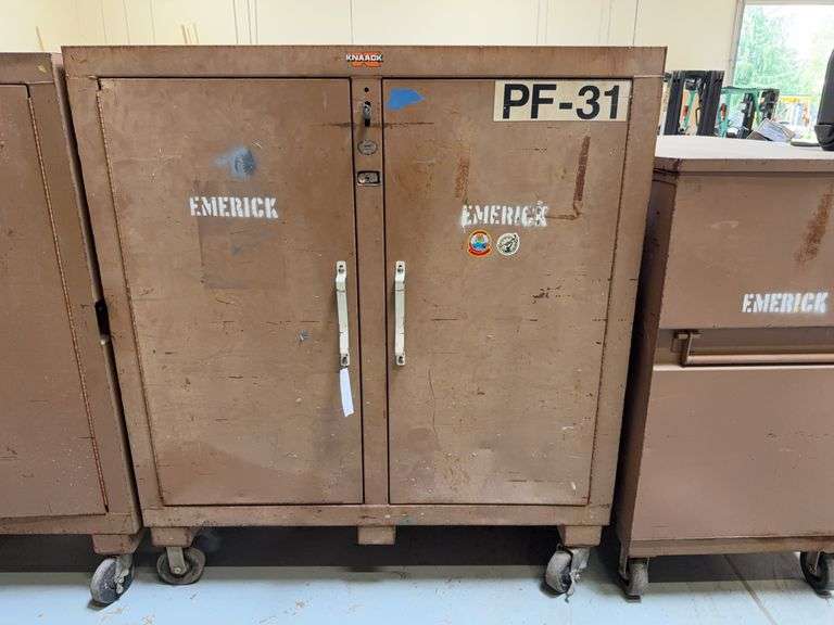 Knaack Job Master 109 Cabinet on Casters - 47cu ft. (Unlocked/No Key ...