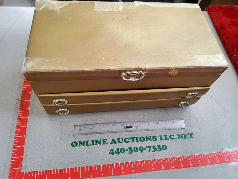 JEWELRY BOX - #1 Online Auctions LLC