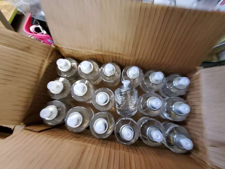 LIQUID STERNO 36 BOTTLES TO A CASE - #1 Online Auctions LLC
