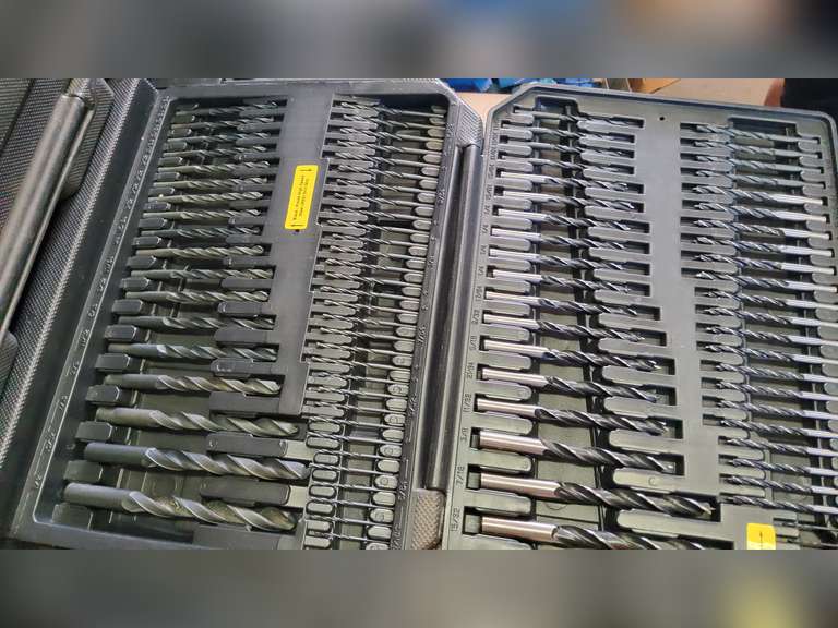 DRILL BIT SET - #1 Online Auctions LLC