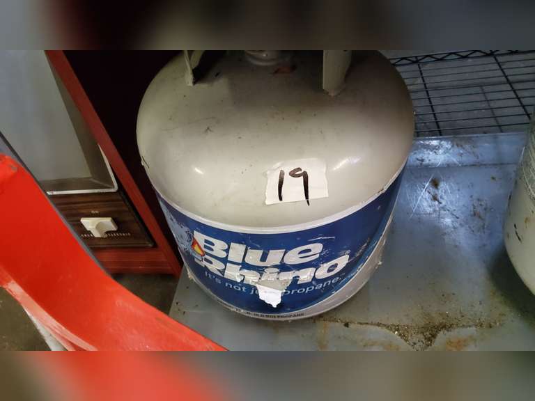 LICENSE PLATES, PROPANE TANKS AND MORE - #1 Online Auctions LLC