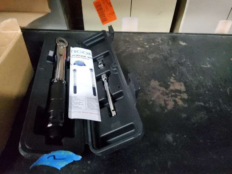TORQUE WRENCH - #1 Online Auctions LLC