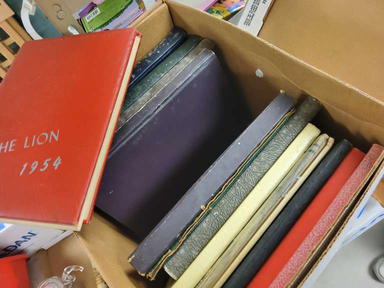 OLD YEAR BOOKS - #1 Online Auctions LLC