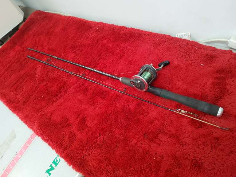 NICE FISHING RODS WITH REELS - #1 Online Auctions LLC