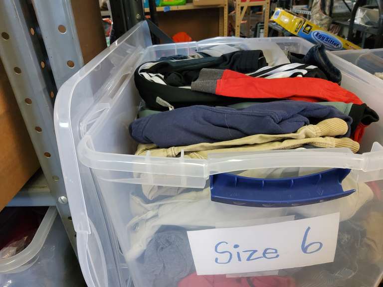TUB OF KIDS CLOTHING SIZE 6 - #1 Online Auctions LLC