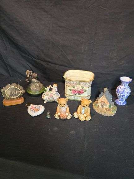 Collectables Items - Oberman Auctions