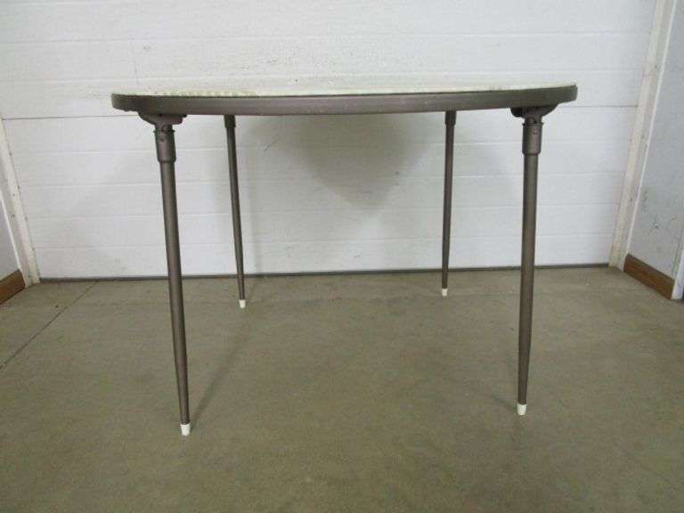Samsonite 40" Round Folding Card Table - Oberman Auctions