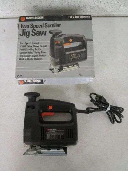 Black & Decker 2 Speed Scroller Jig Saw w/Box - Oberman Auctions