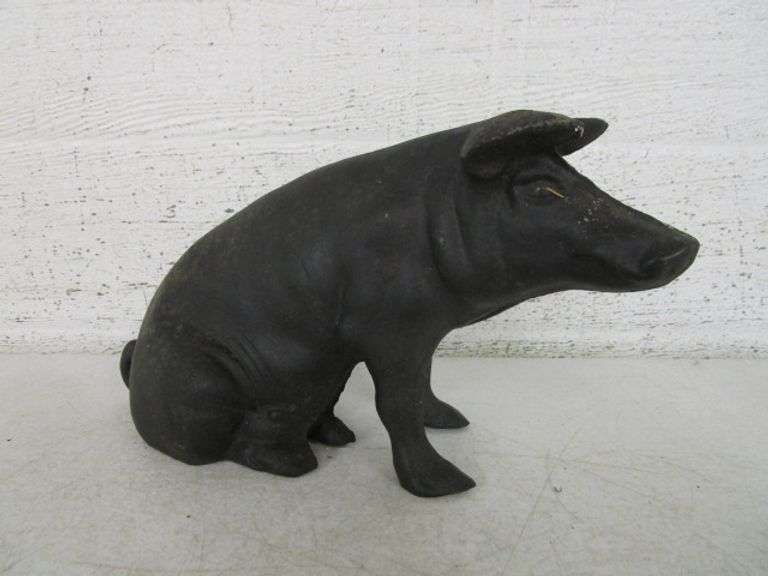 Cast Iron Seated Pig Coin Bank - Oberman Auctions